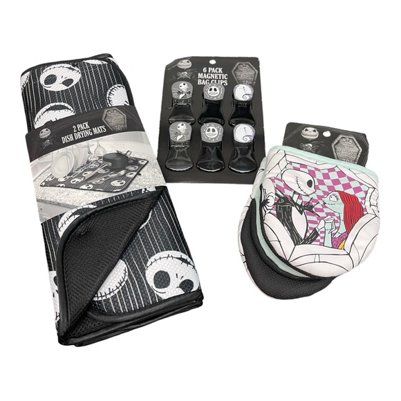 Disney | Kitchen | Disney The Nightmare Before Christmas Kitchen Set ...